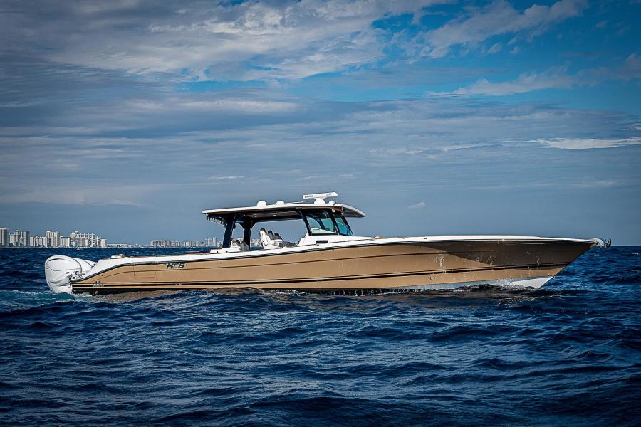 Used Center-Console Boats And Yachts For Sale | United