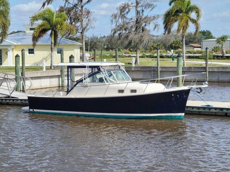 Featured Yachts - American Yachts