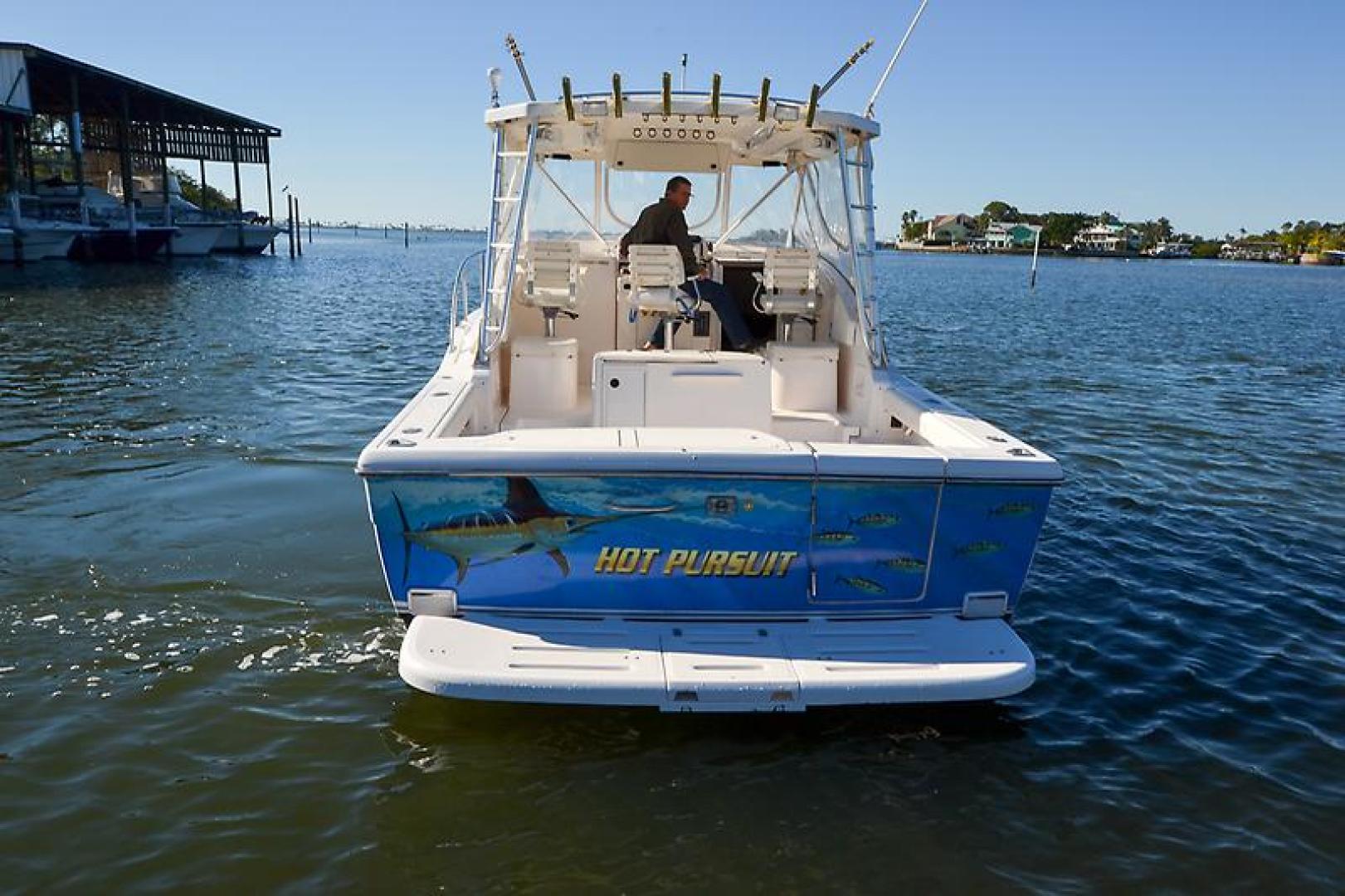 30' 2003 Pursuit 3000 Offshore | Tampa Yacht Sales