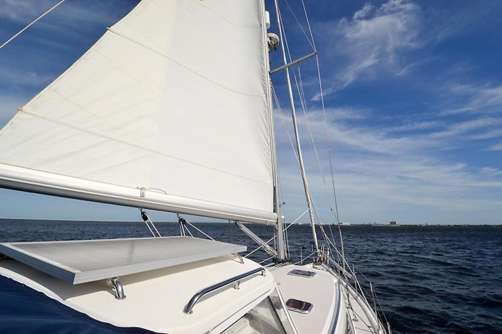 44' 2008 Catalina 440 Catalina Morgan | Tampa Yacht Sales