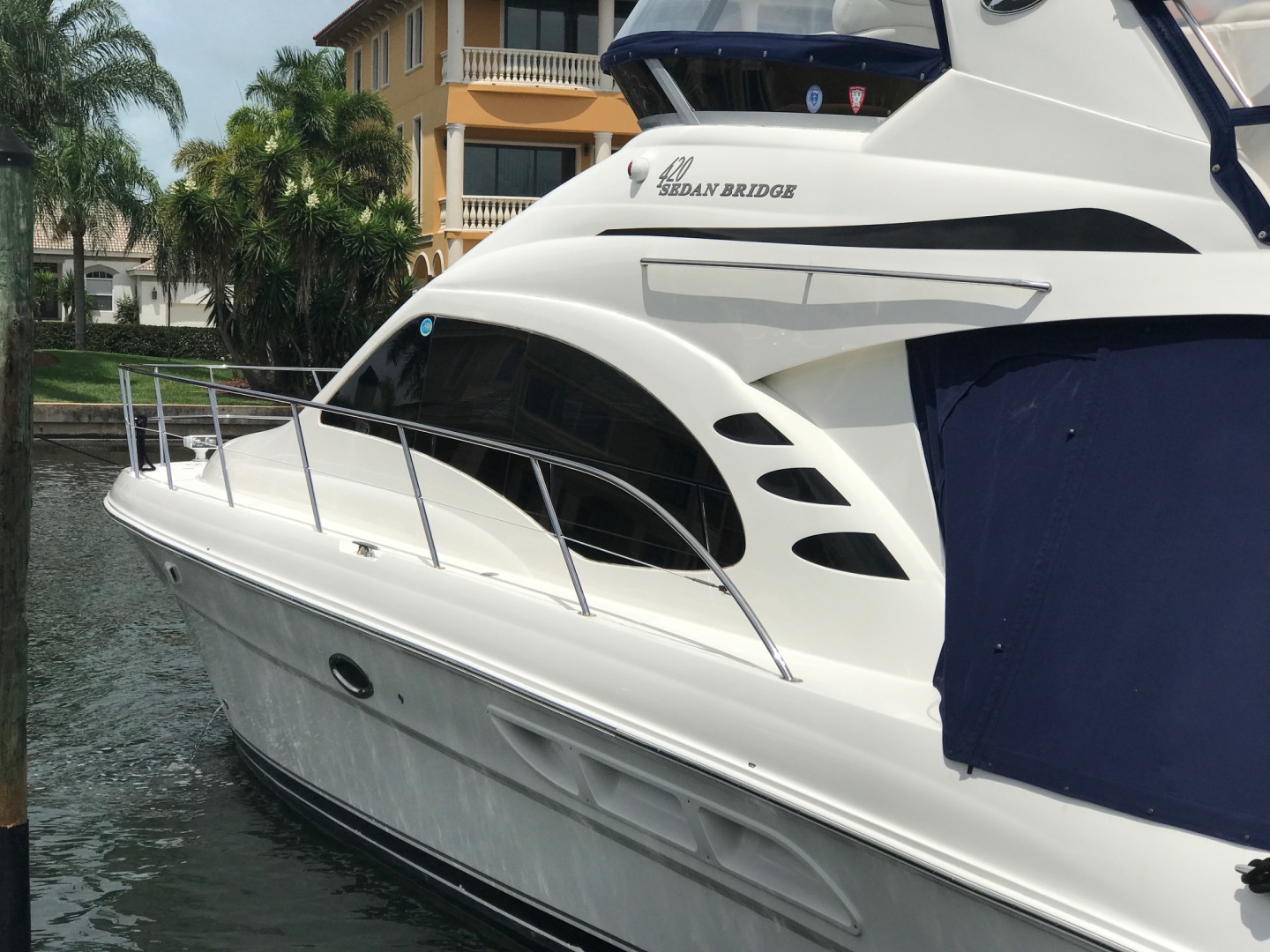 45' 2005 Sea Ray 420 Sedan Bridge | Tampa Yacht Sales