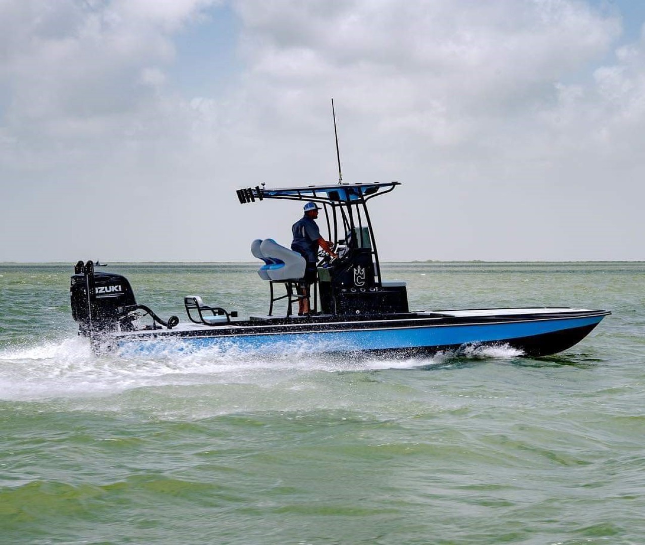 26' 2018 Catalyst 260 Catamaran | Tampa Yacht Sales