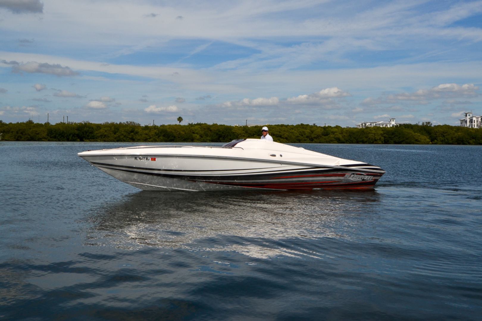 28 2015 Sunsation 288 MCOB Tampa Yacht Sales
