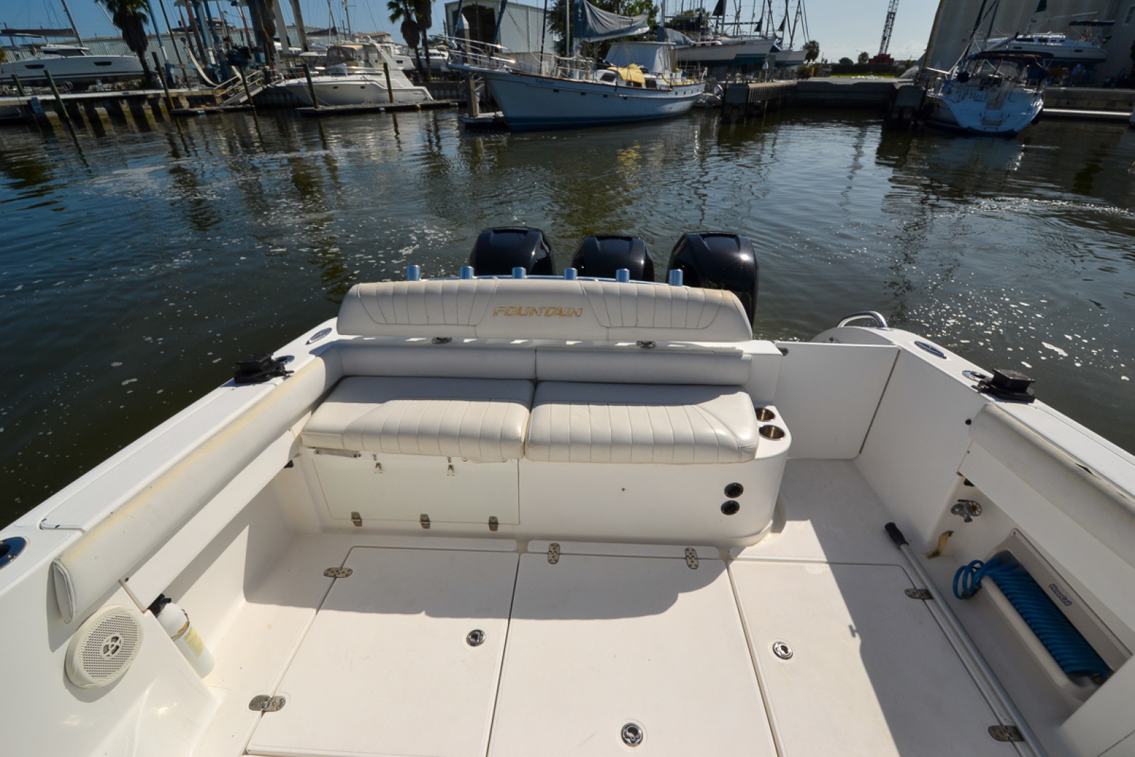 38' 2008 Fountain 38 LX | Tampa Yacht Sales