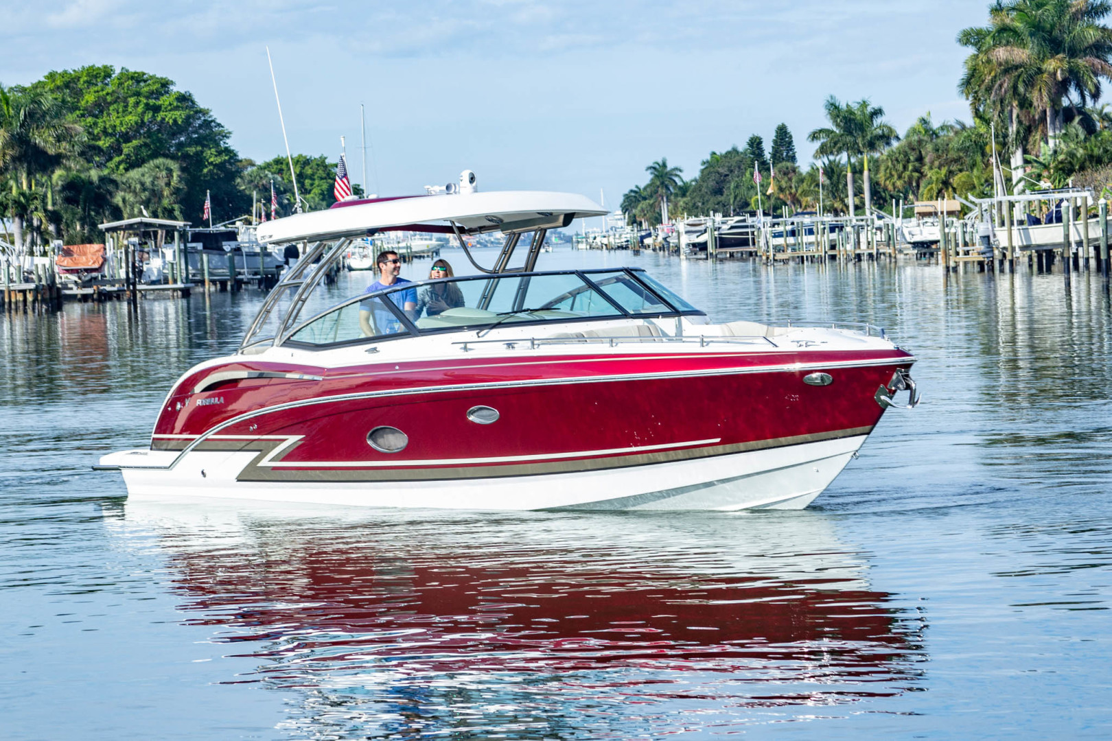 37' 2017 Formula 350 CBR | Tampa Yacht Sales
