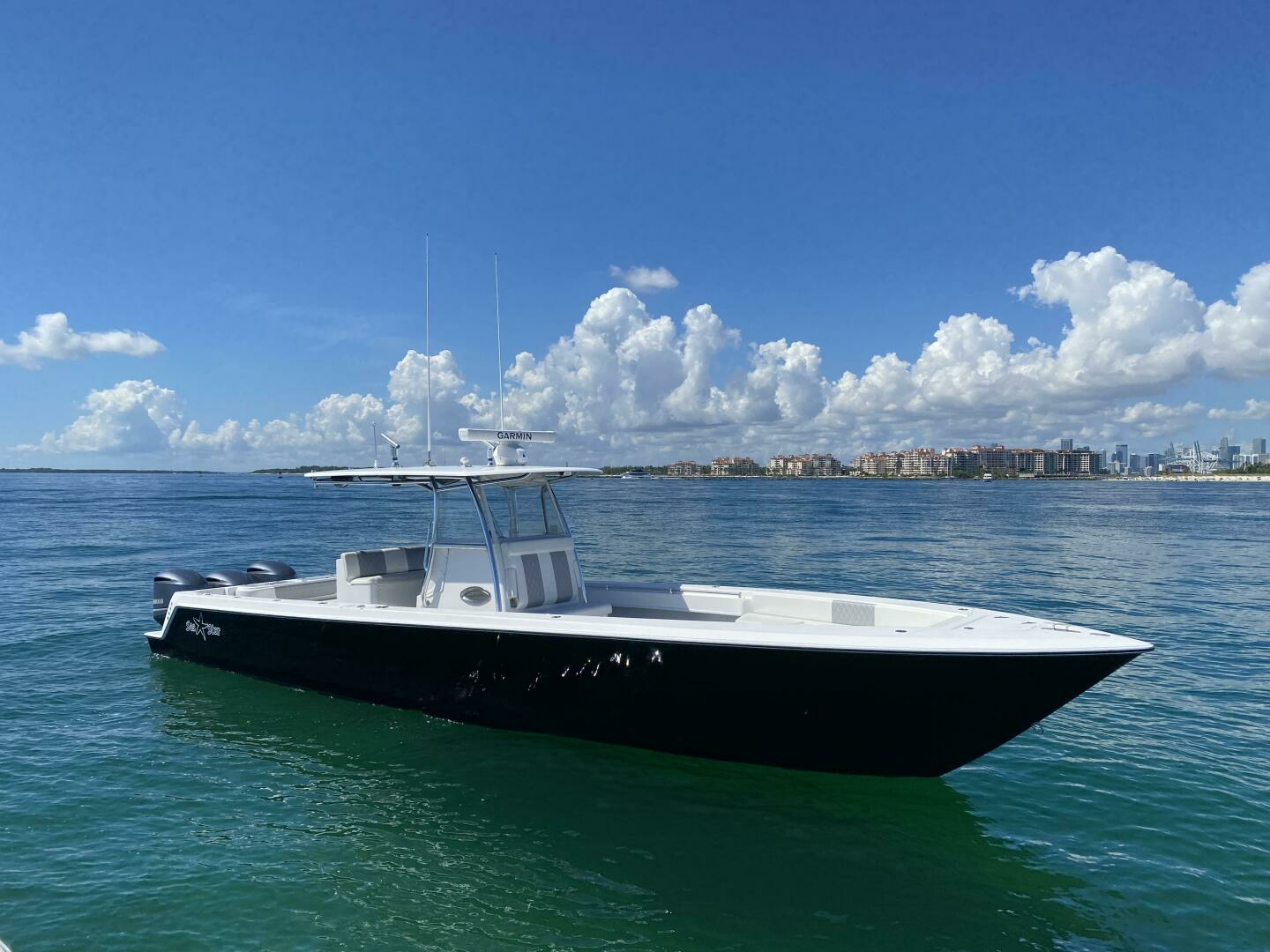 Contender – Yacht Sales International