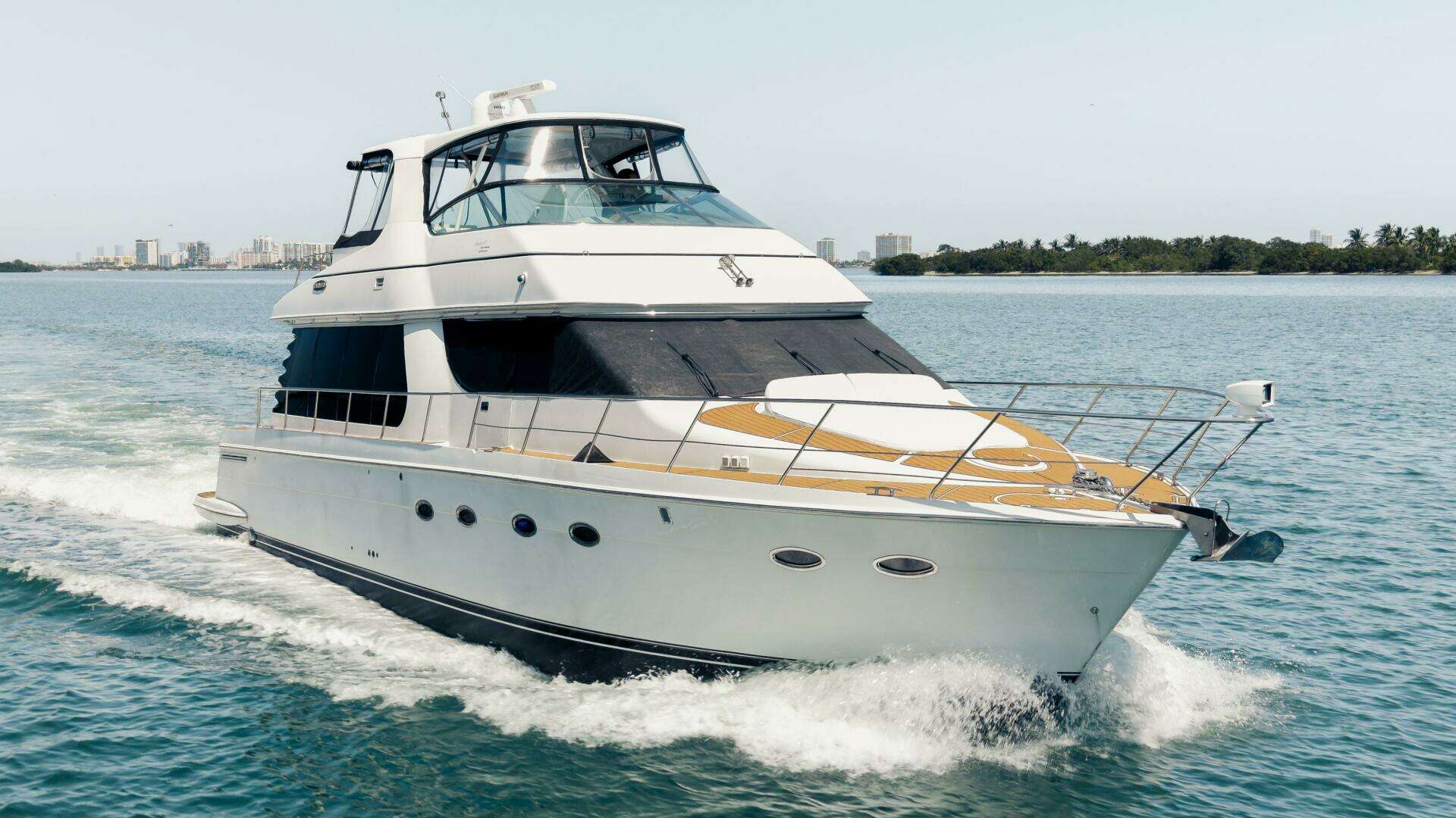 1998 Carver 40' For Sale - Yacht Sales International