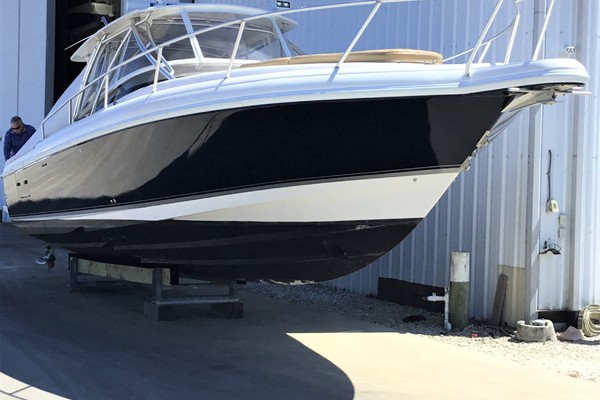 Intrepid Power Boats - Aspire Yacht Sales