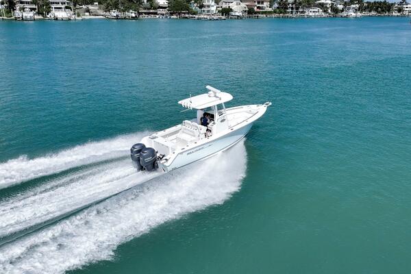 MacGregor Outboard Division - Used Center Console Boats for Sale