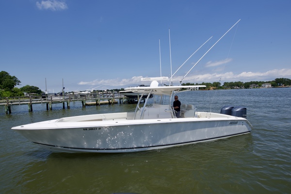 Used Jupiter Center-Console Boats For Sale | United Yacht Sales